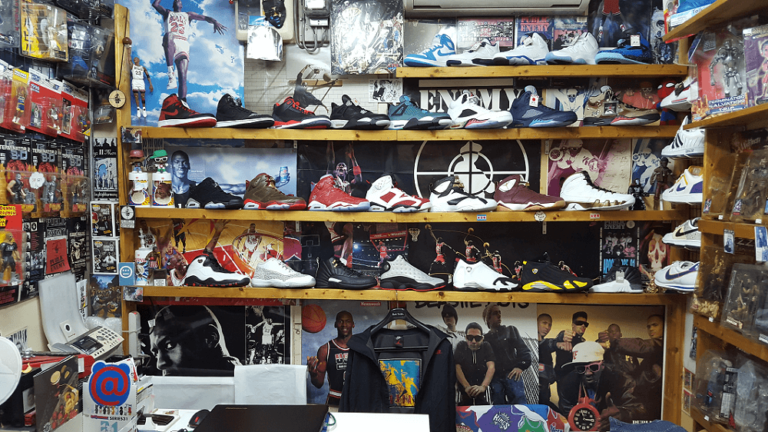 MILO STYLE | MILO STYLE | レア物スニーカー、ヴィンテージ・アウター、フィギュアのお店@東京都町田市